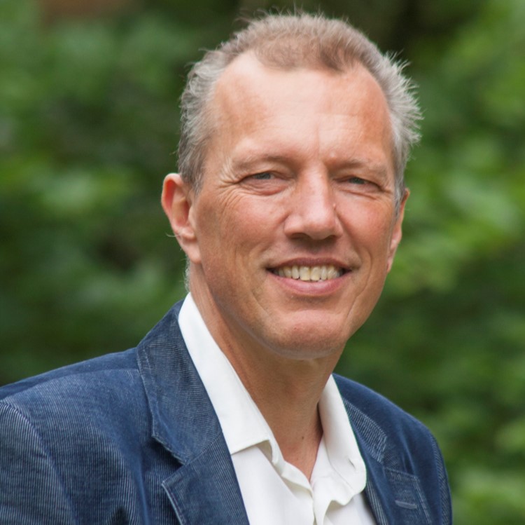 John van den Hof - PONT Academy